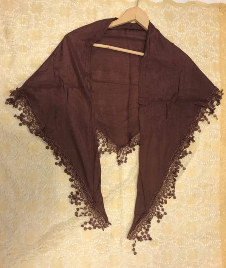 Spets Sjalar I Härliga Mönster | Köp på Tradera (711877914)