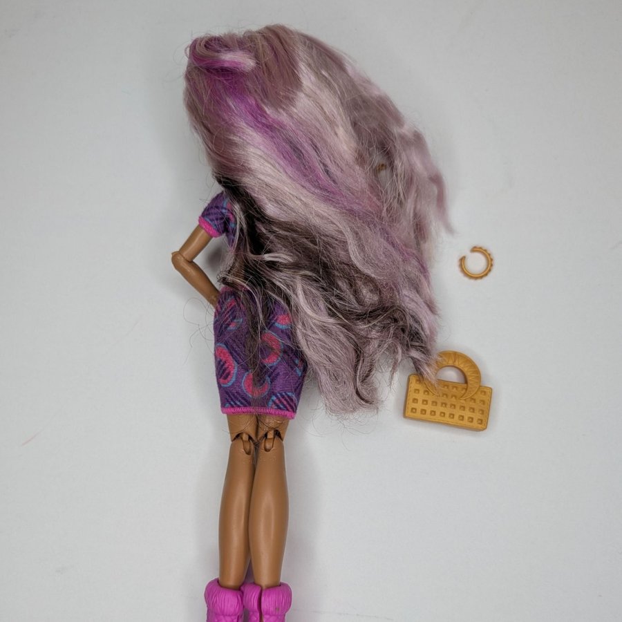 Monster High Clawdeen Wolf docka med tillbehör | Köp på Tradera (733343241)
