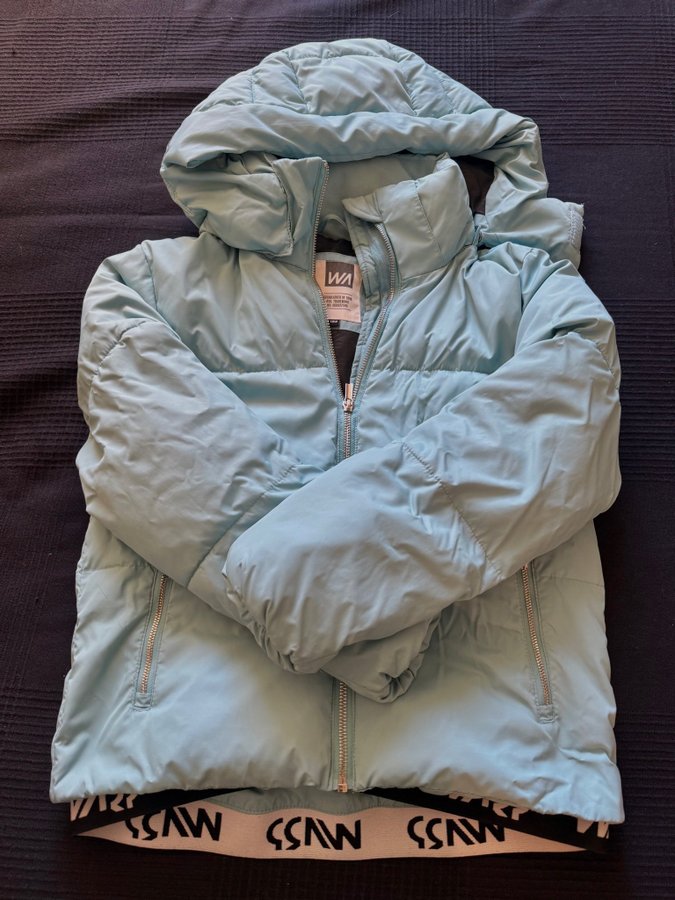 Junior WARP ljusblå vintner jacka, storlek 152 | Köp på Tradera (710330821)