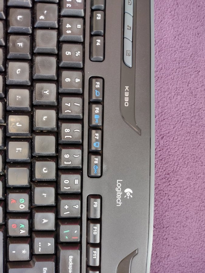 Connect Logitech K330