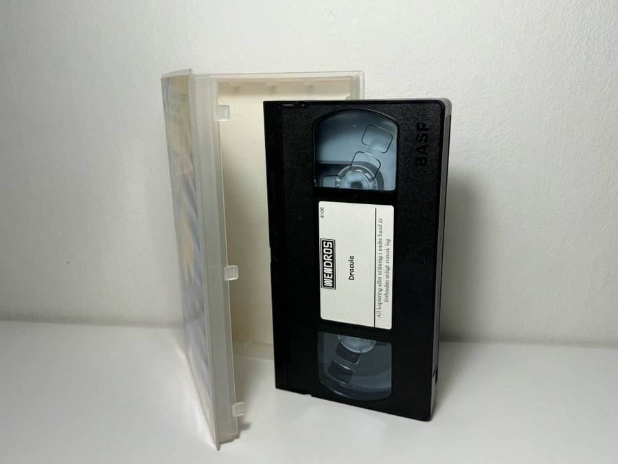 Dracula - tecknad klassiker - Wendros AB VHS | Köp på Tradera (630868689)