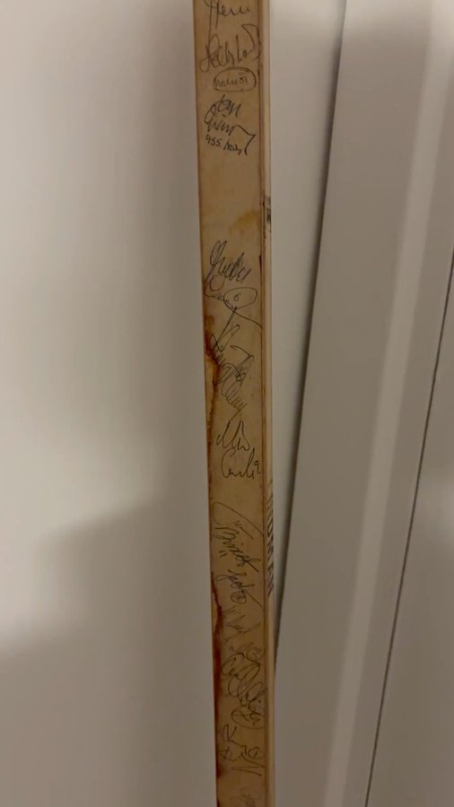 Signerad Brynäs sm Guldklubba Lindman Hockeyklu.. | Köp på Tradera ...