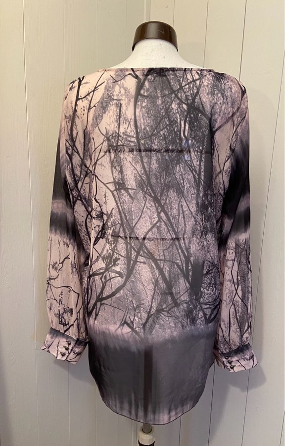 Skir blus, stl.XL. .. | Köp från PlaggoprylarSecondhand på Tradera ...