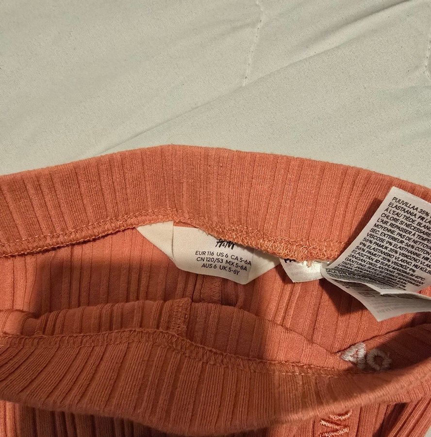 H&M Set - Tröja och Leggings - Storlek 110/116 | Köp på Tradera (713034472)