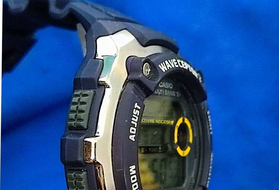 JDM casio wave ceptor multi band 5 big and toug.. | Köp på Tradera ...