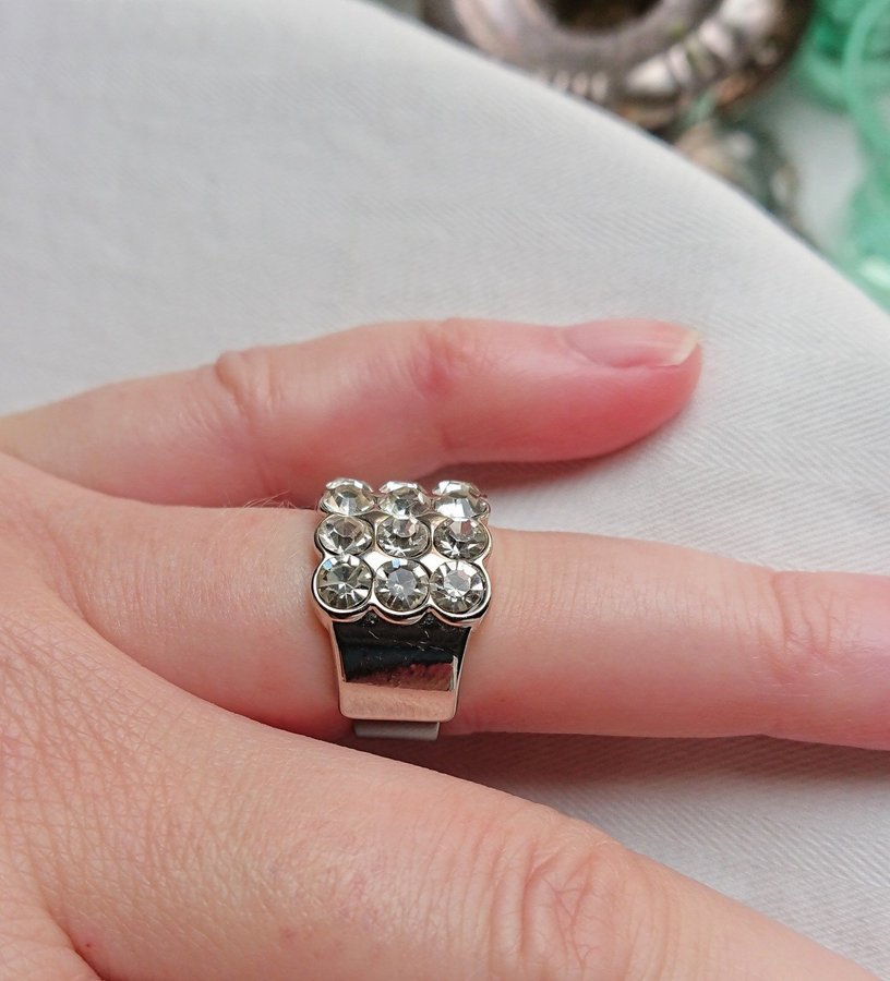 STATEMENT RING LBVYR ÖPPEN STO.. | Köp från Rätt-Antikt på Tradera ...