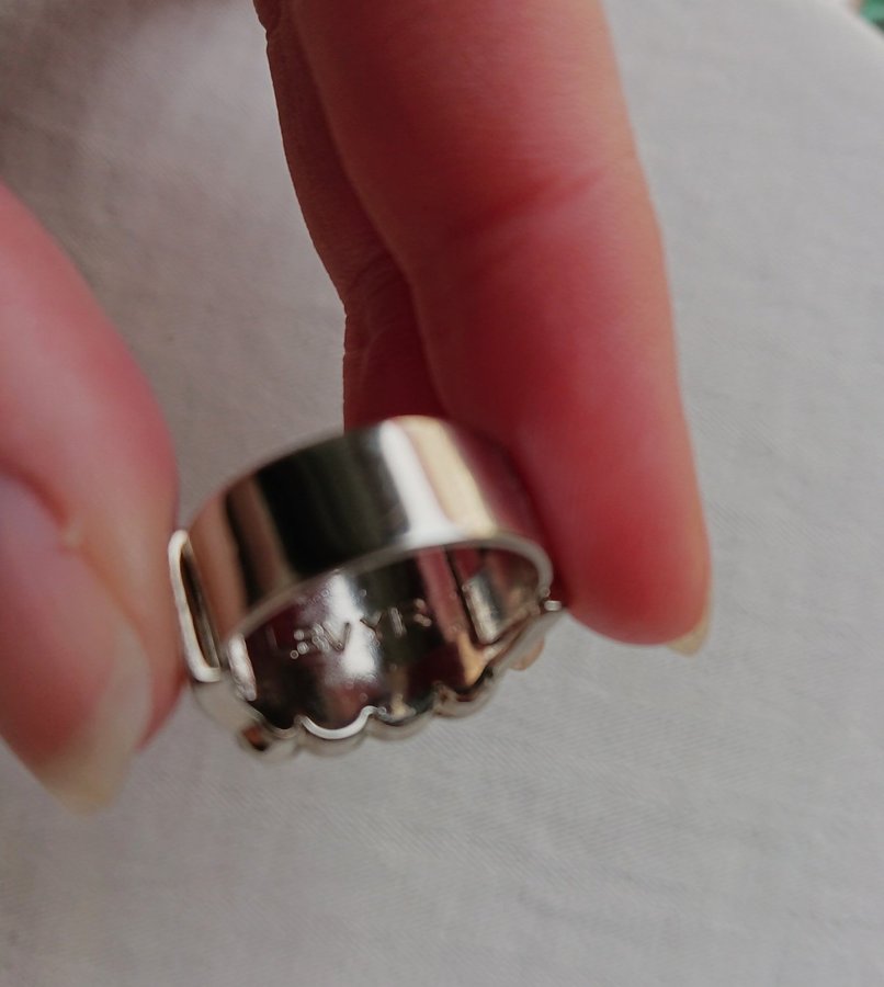 STATEMENT RING LBVYR ÖPPEN STO.. | Köp från Rätt-Antikt på Tradera ...