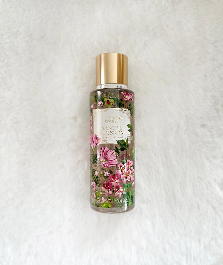 Victorias Secret: Santal Blossom Body Mist | Köp på Tradera (734030325)