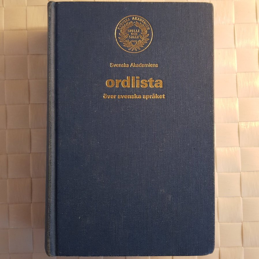Mormors bok: Svenska Akademiens ordlista över s.. | Köp på Tradera ...