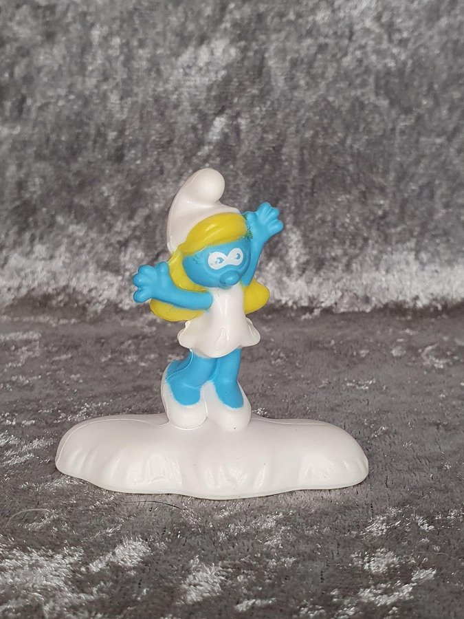 Smurfan, Smurf, Peyo, Den försvunna byn, 2017 M.. | Köp på Tradera ...