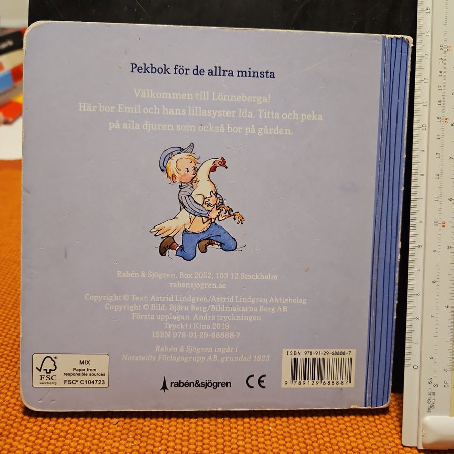 Titta Emil av Astrid Lindgren & Björn Berg, 2019 | Köp på Tradera ...