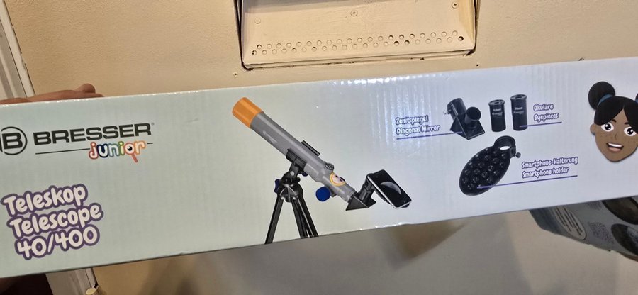 BRESSER Junior Teleskop 40/400 med stativ och t.. | Köp på Tradera ...