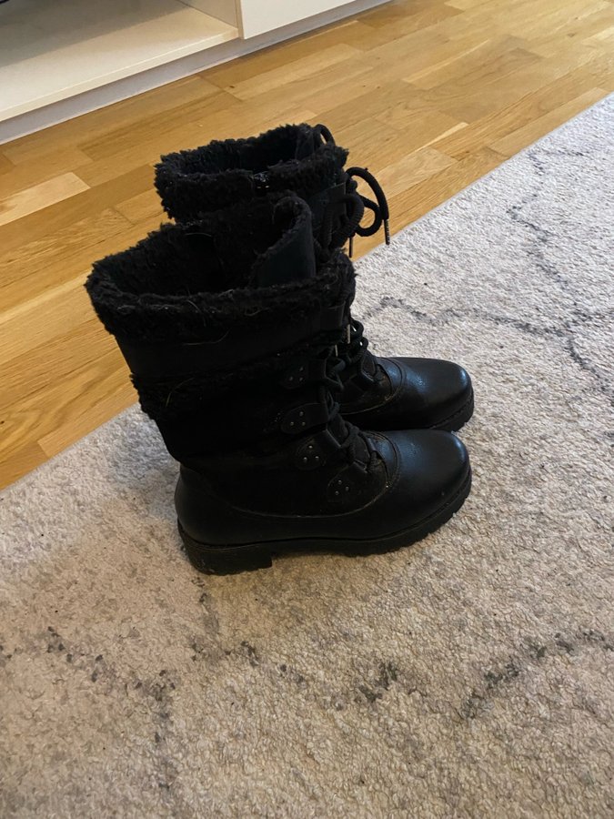 Svarta Kängor | Köp på Tradera (708236706)