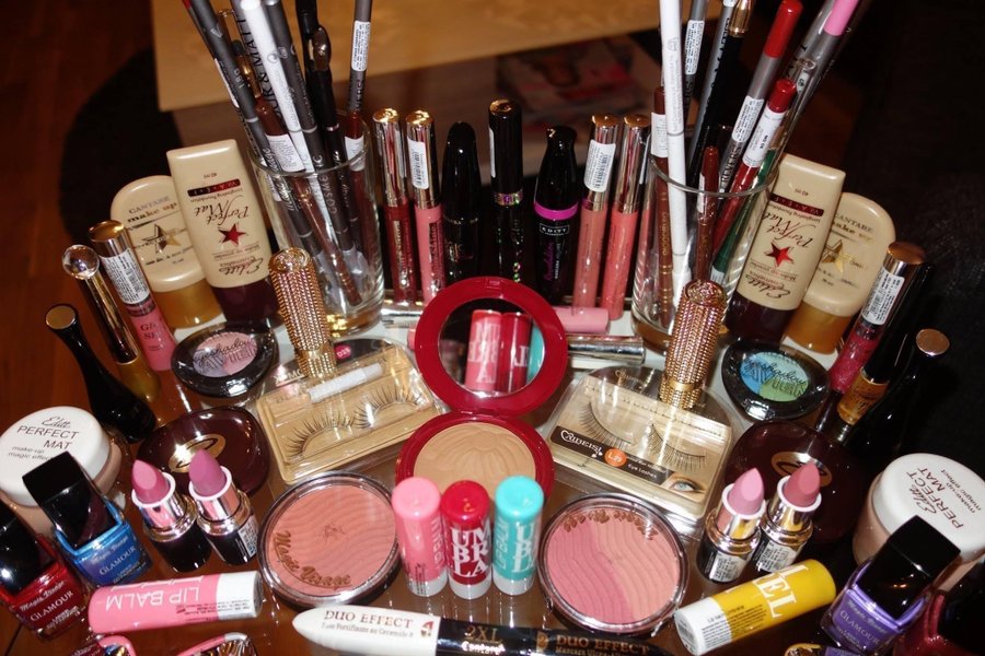 SMINK PAKET STOR !!! 15 ST NYA PRODUKTER !!! RE.. | Köp på Tradera ...