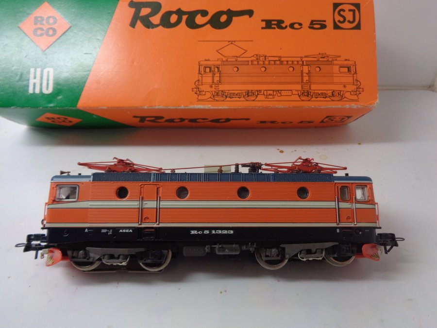 Se produkter som liknar Roco SJ Rc 5 nr 1323 växelstr.. på Tradera ...