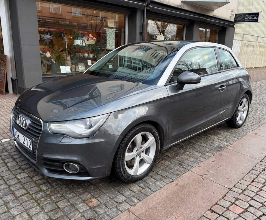 Audi A1 1.4 TFSI Sport Panorama S Tronic Navi 1.. | Köp på Tradera ...