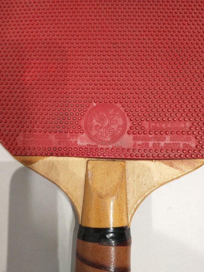 Gammalt pingis rack, St Brite