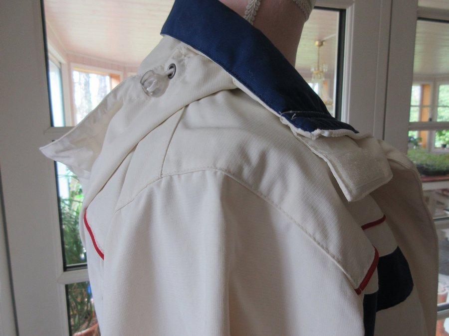 C.S.P Sport Performance (Off-white) jacka, strl.. | Köp på Tradera ...