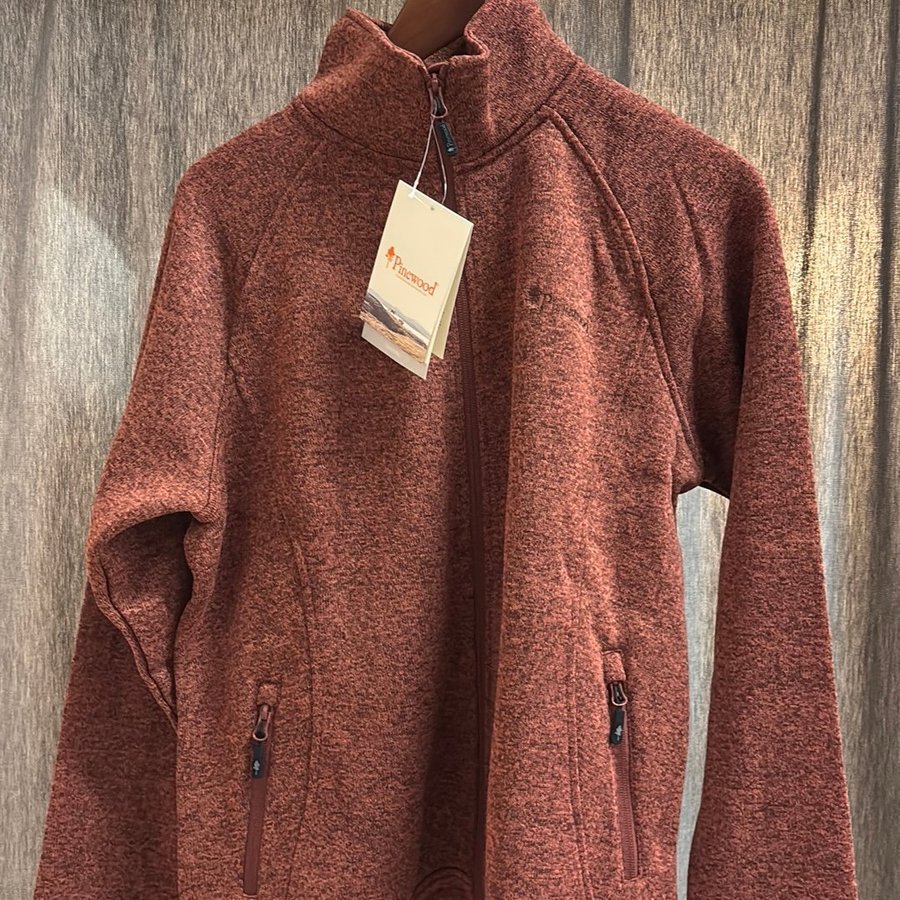 Piewood Gabriella Knitted JKT Dam st.. | Köp från 61444 på Tradera ...