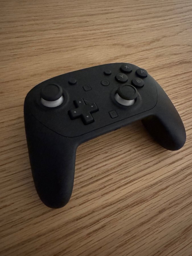 Nintendo Switch 2 Pro Controller | Köp på Tradera (713301771)