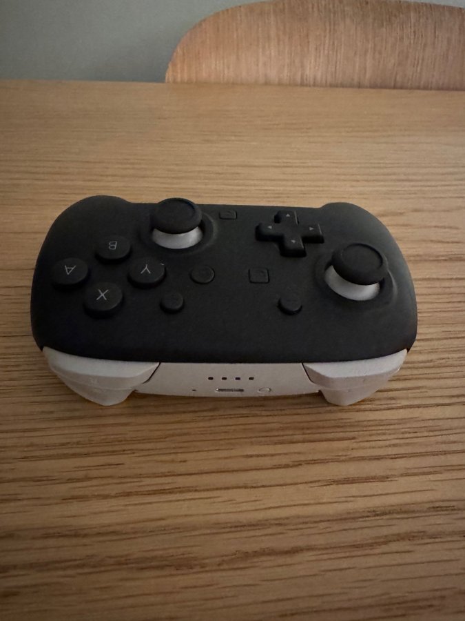 Nintendo Switch 2 Pro Controller | Köp på Tradera (713301771)