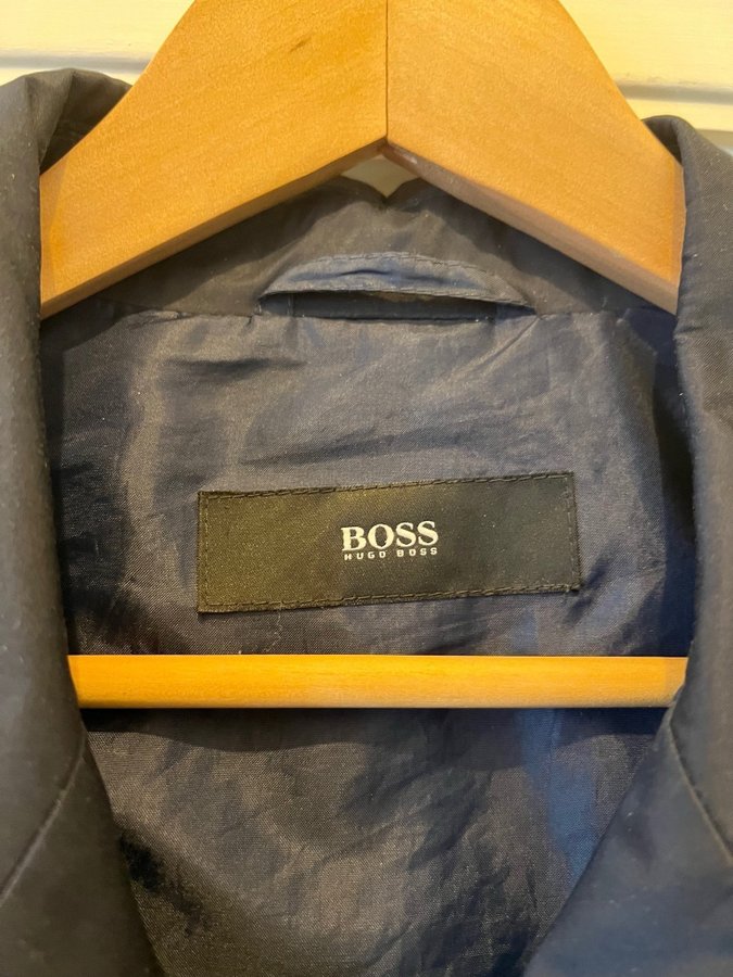 Blå Jacka / Kappa från Hugo Boss (strl 50) | Köp på Tradera (655535859)