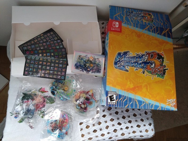 Limited Run Mighty Gunvolt Burst Box with extra.. | Köp på Tradera ...