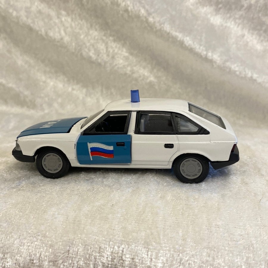 Se produkter som liknar MOSKVITCH 2141 POLISBIL CCCP .. på Tradera ...