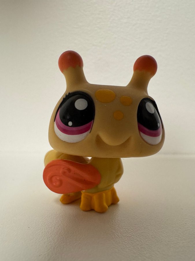 LPS Littlest Pet Bumble Bee Humla # 1914 | Köp på Tradera (734769151)
