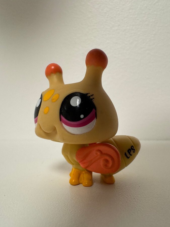 LPS Littlest Pet Bumble Bee Humla # 1914 | Köp på Tradera (734769151)