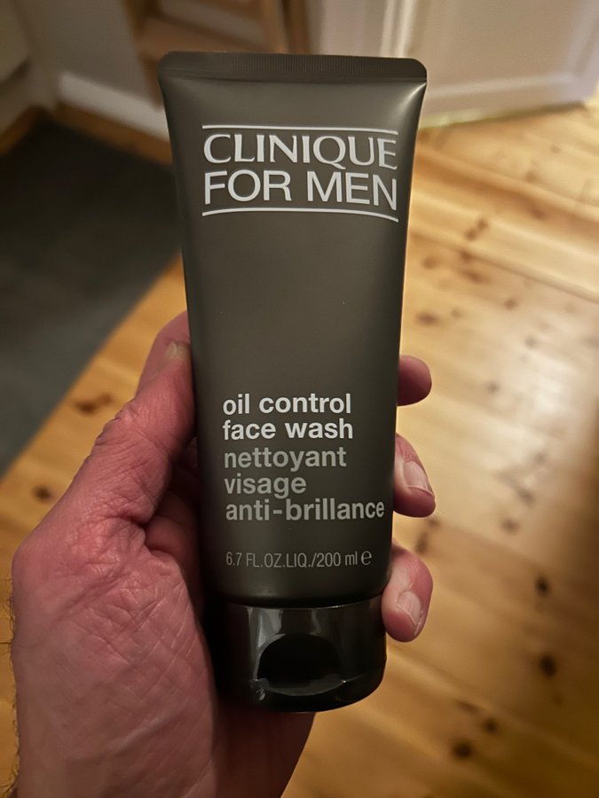 Clinique For Men Oil Control Face Wash | Köp på Tradera (711557200)