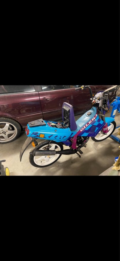 Se produkter som liknar Gilera Bullit 1994 i original.. på Tradera ...