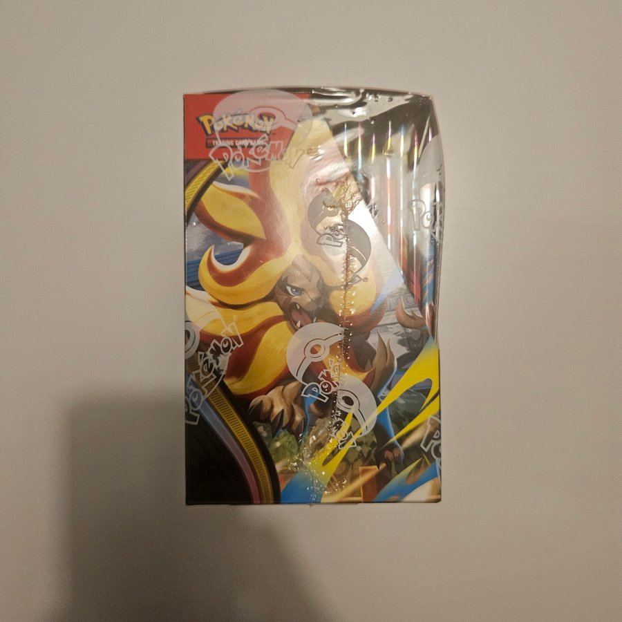 Chaos Rising Booster Box Display - SEALED 1 av 4 | Köp på Tradera ...