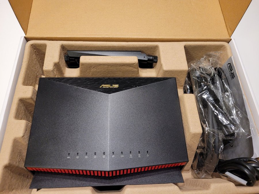 ASUS RT-AX86U High-end WiFi 6 gamingrouter (AX5.. | Köp på Tradera ...