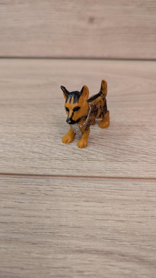 Hundfigur - Leksak | Köp på Tradera (733448989)