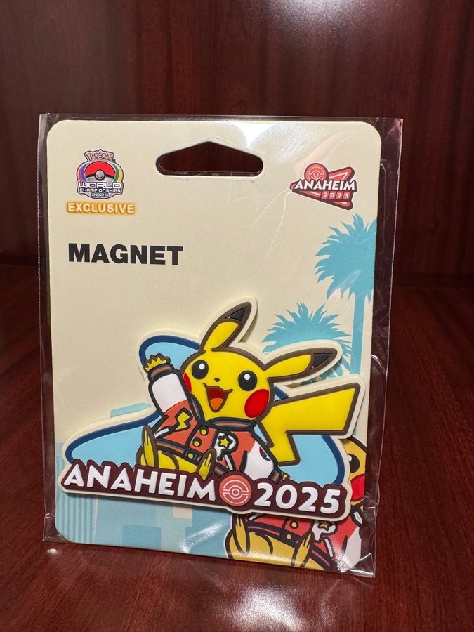 Pikachu Magnet Pokémon World .. | Köp från Samlartorget på Tradera ...