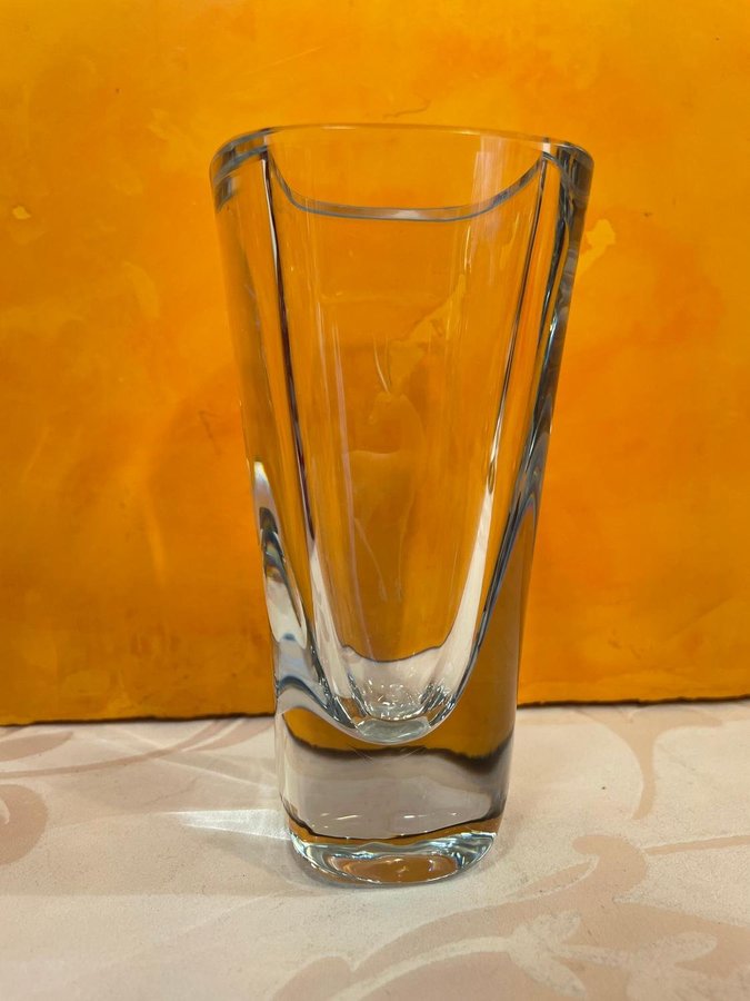 Gerda Strömberg, VAS, glas , Slipad dekor, sign.. | Köp på Tradera ...