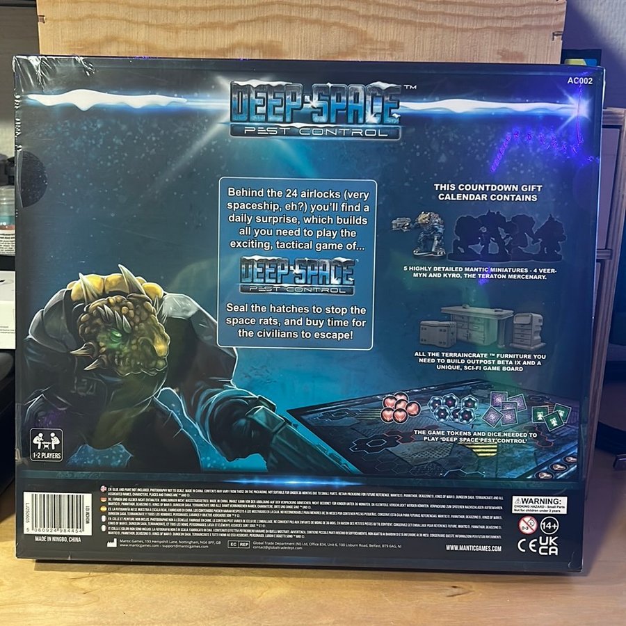 Deep Space Pest Control Holiday Gift Calendar/a.. | Köp på Tradera ...