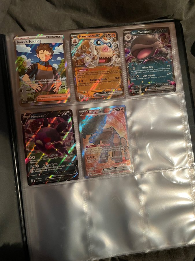Pokémonkort med pärm | Köp på Tradera (709500835)
