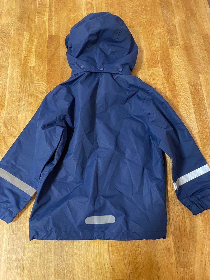 Kuling skall/regn jacka storlek 110-116 NY | Köp på Tradera (666903608)