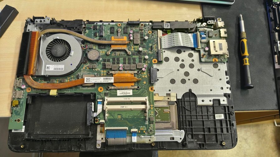 HP Pavilion Moderkort | Köp på Tradera (710978241)