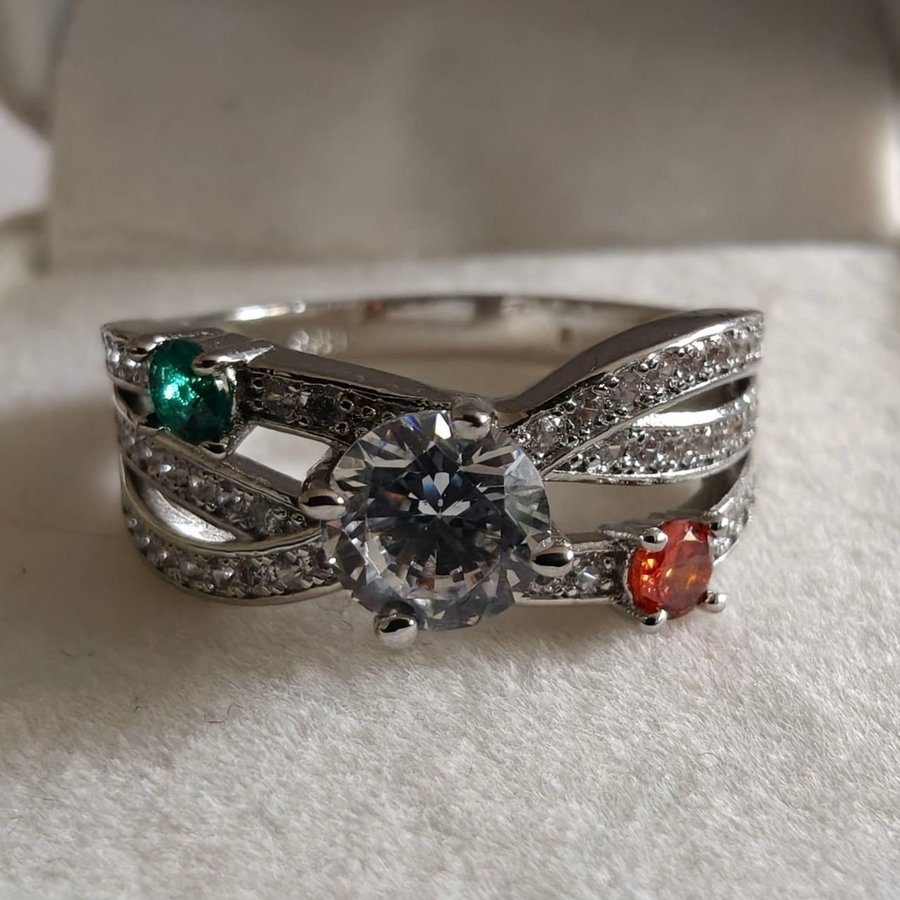 ELEGANT RING I 925 SILVER – TRE FÄRGER AV GLANS | Köp på Tradera ...