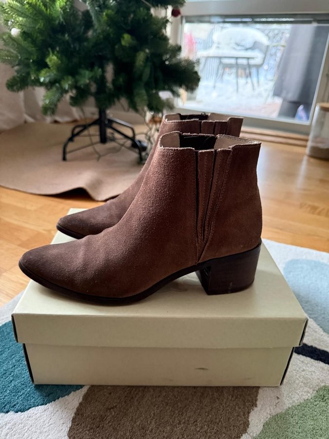 Seven Boot Lane mockaboots i brunt (stl. 39) | Köp på Tradera (711443018)