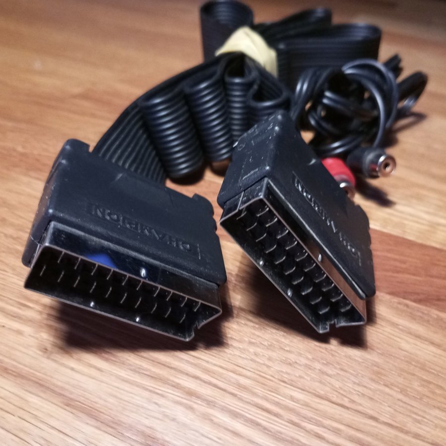 Scartkabel med RCA kontakter Champion | Köp på Tradera (713838623)