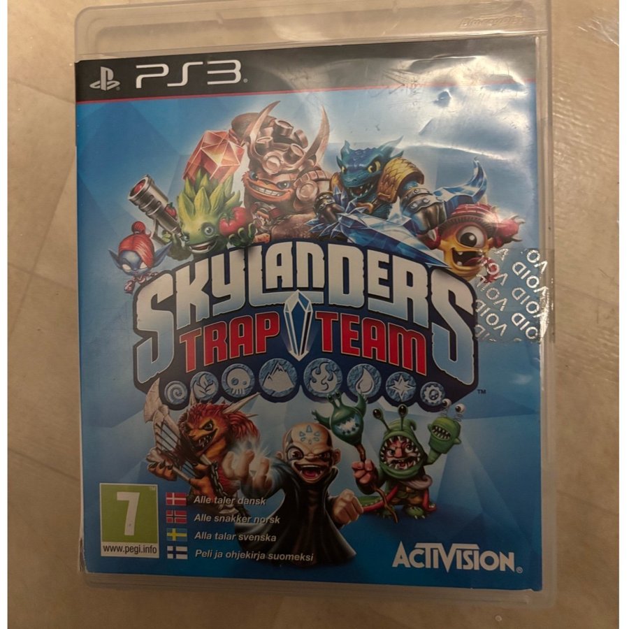 Skylanders Trap Team PS3 med figurer och portal | Köp på Tradera ...