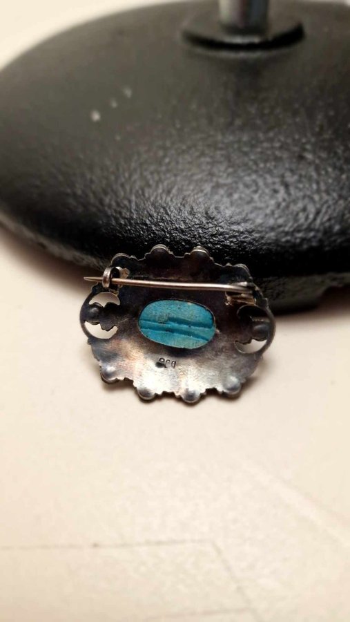 Se produkter som liknar Skarabé Brosch Amulett Vintag.. på Tradera ...