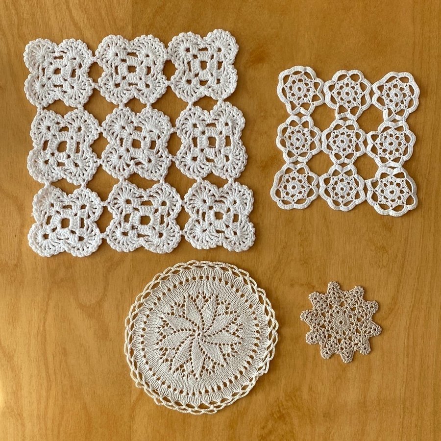 4 äldre små dukar handarbete | Köp på Tradera (702125138)