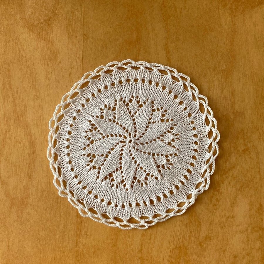 4 äldre små dukar handarbete | Köp på Tradera (702125138)