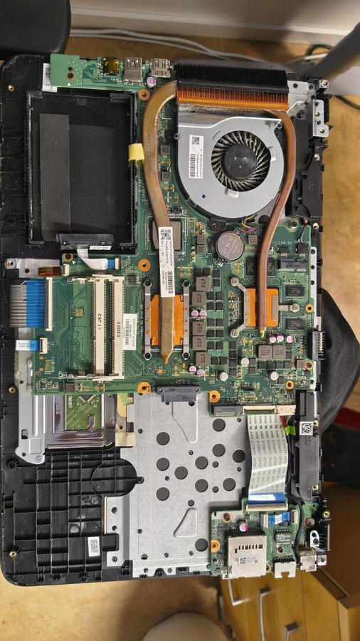 HP Pavilion Moderkort | Köp på Tradera (710978260)