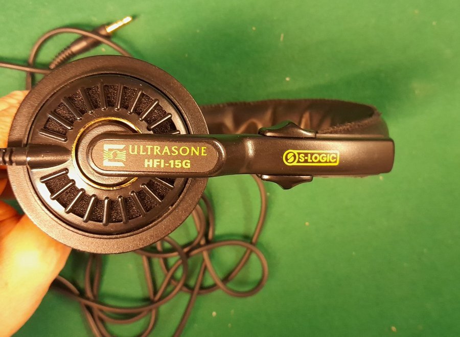 Vintage hörlurar ULTRASONE HFI-15G, S-Logic. En.. | Köp på Tradera ...